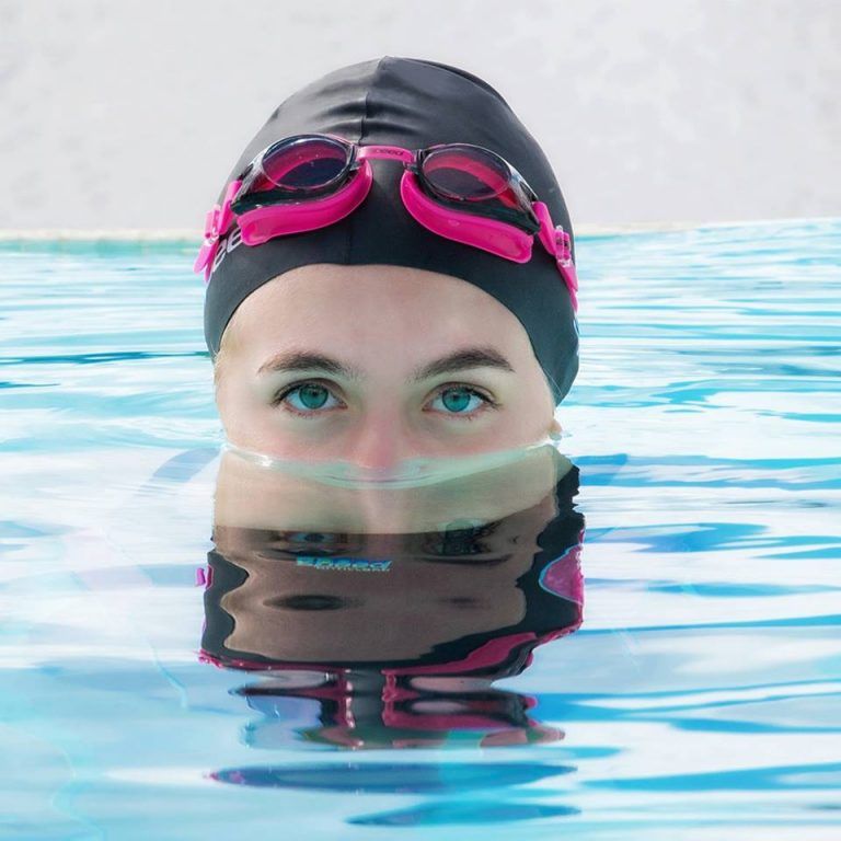 Equipamiento de Natación: ¿Qué Necesito Para Comenzar?